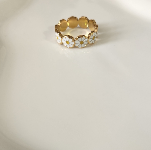 Jewelry | Gold Daisy Flower Ring | Poshmark